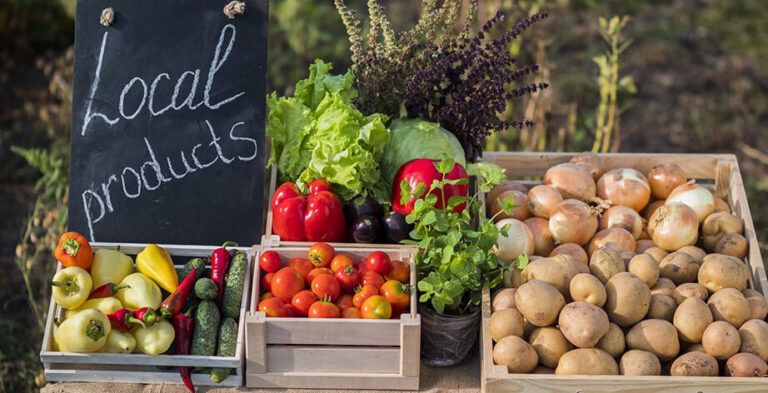Descubre los beneficios de consumir alimentos locales y de temporada